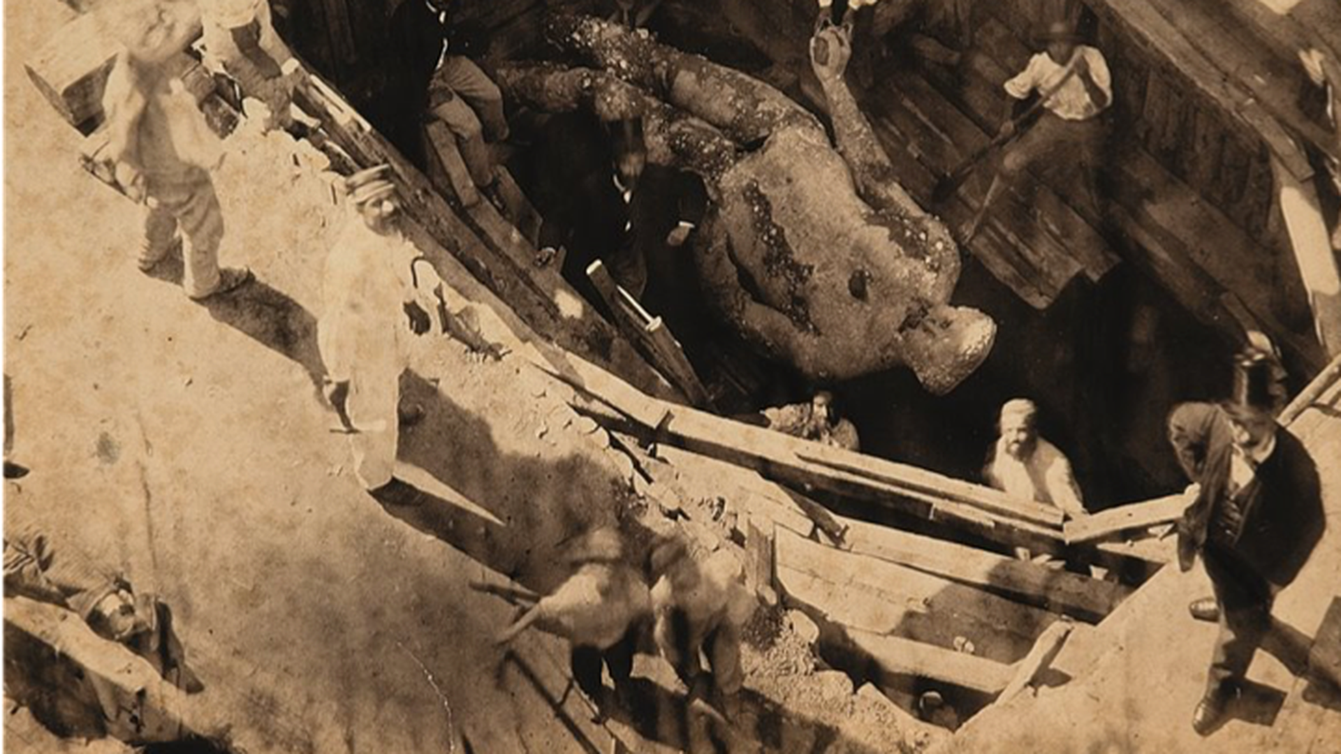 Vatican Restorers Are Working to Bring a Colossal Roman Sculpture of ...