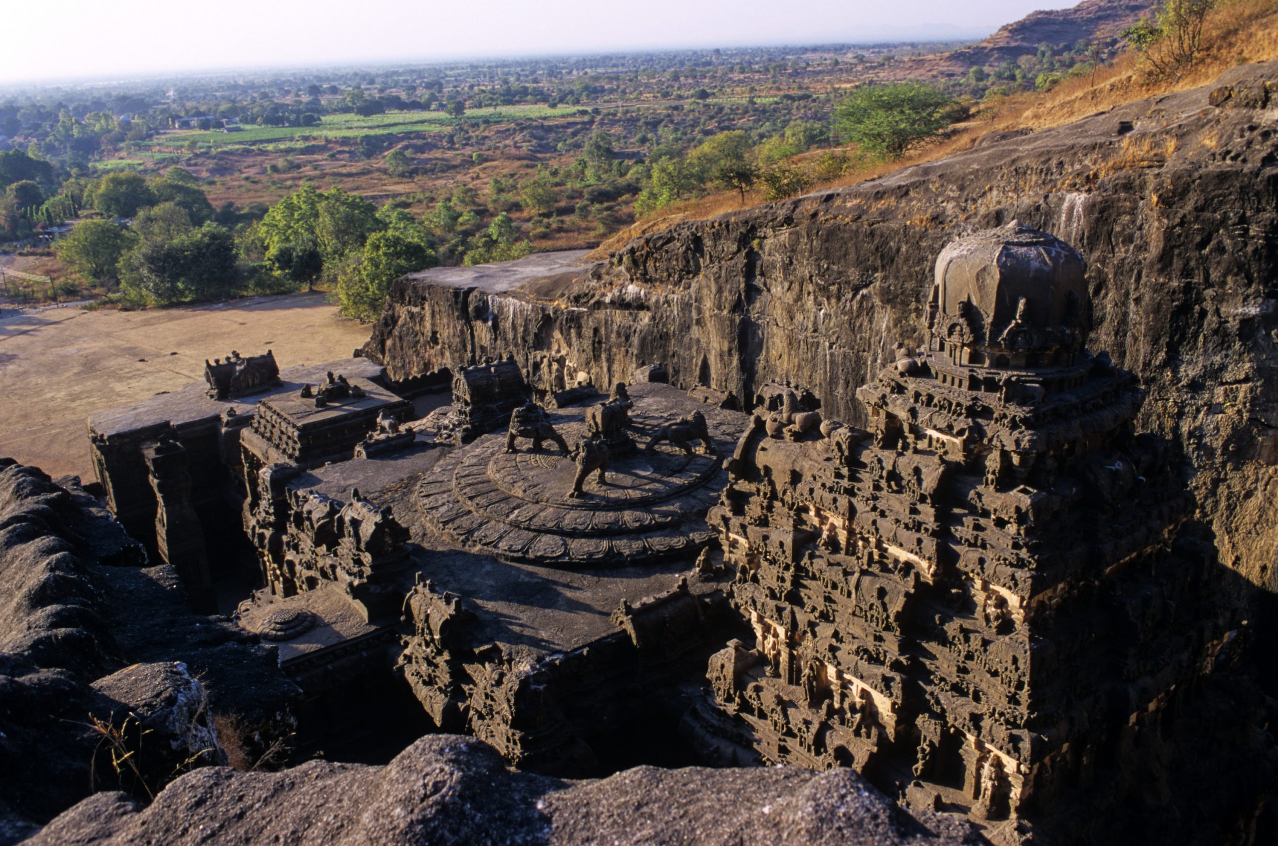 Huge! The Ancient Temple Carved Out of a Single Rock