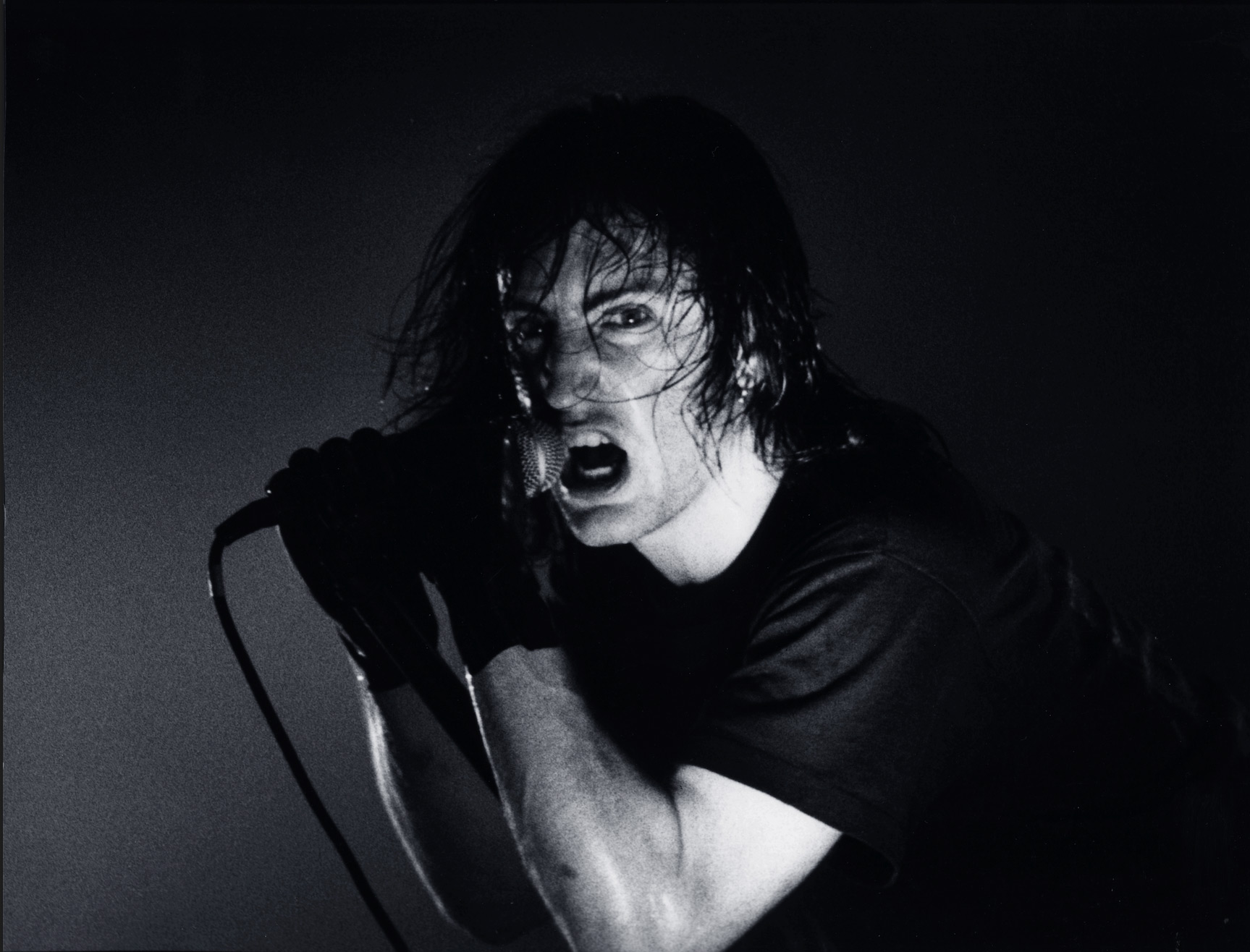Never-Before-Seen Photos of Nine Inch Nails in Their Industrial Heyday ...