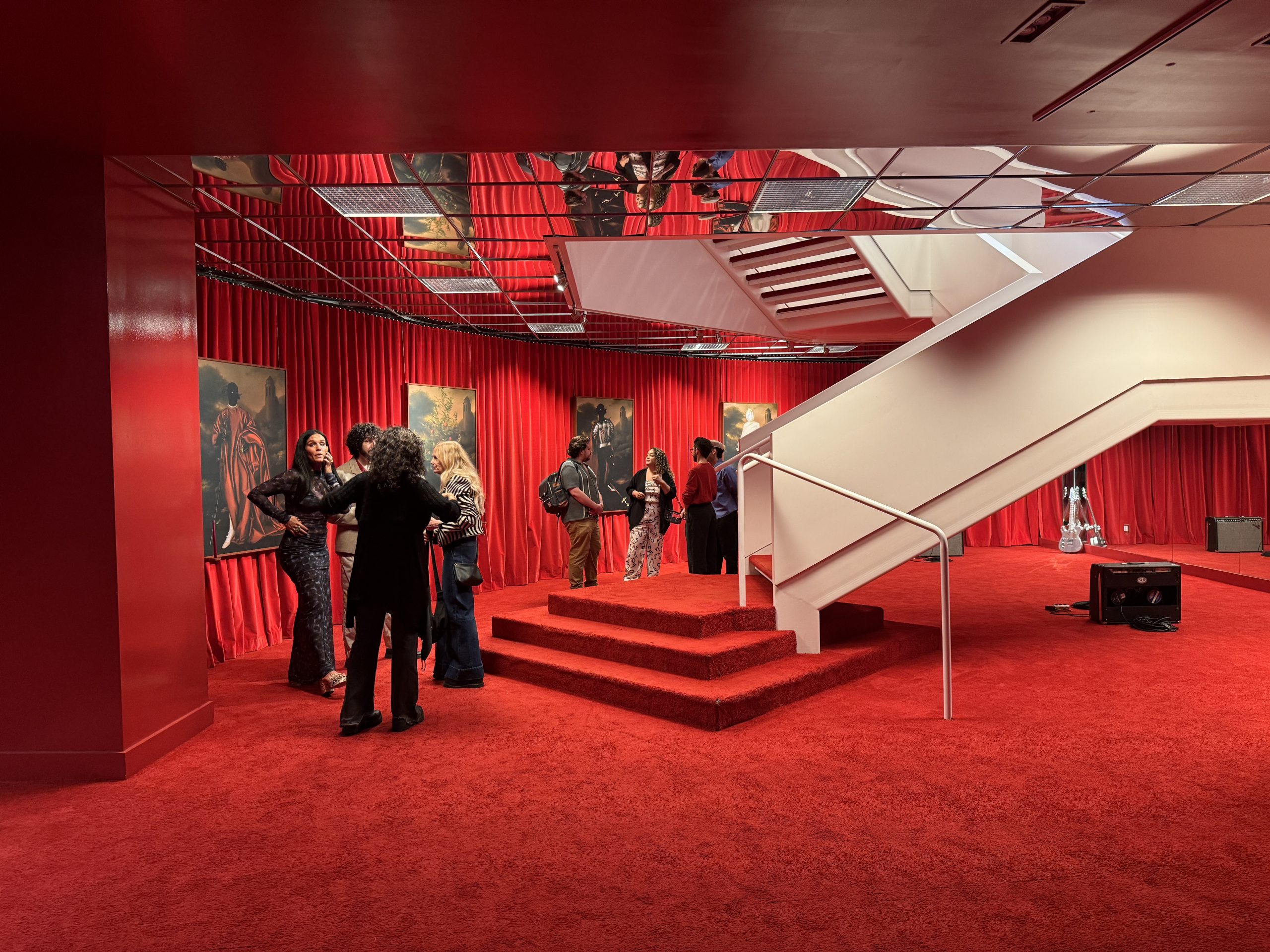 At Rough-and-Tumble Armory Week, Dealers Switch Teams and a New Boîte Opens